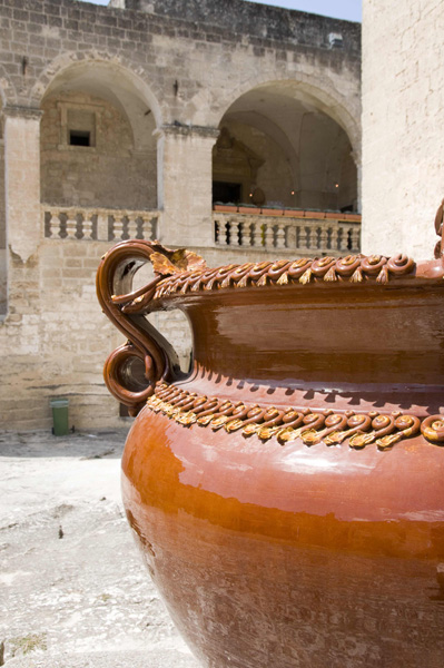 Grottaglie, realm of pottery - Craftsmanship - Puglia